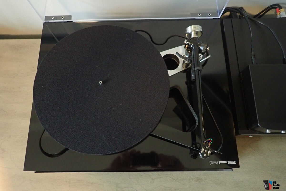 Rega RP8 turntable with power supply upgraded to Neo TT-PSU Photo ...