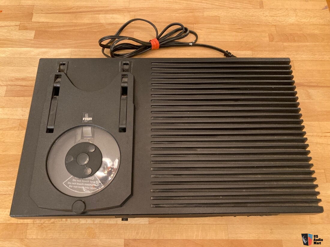 Rega Planet CD player (first generation) Photo #3502870 - US Audio Mart