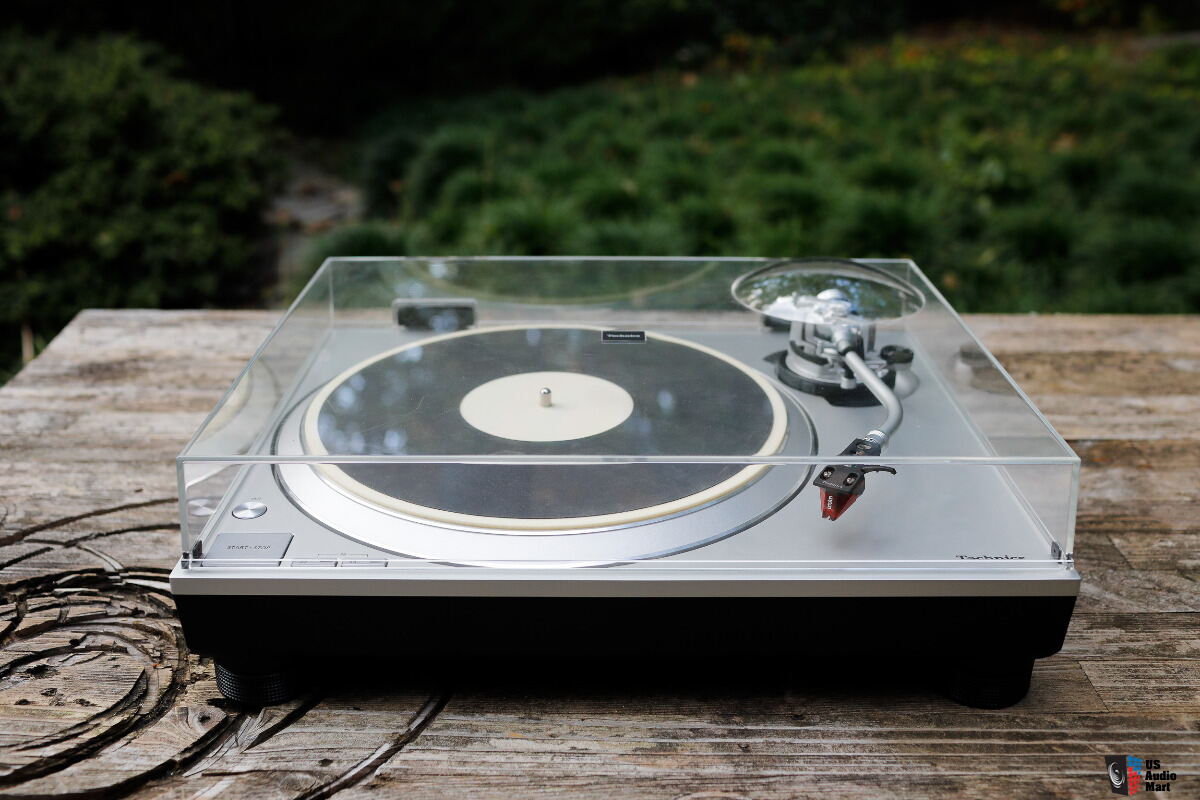 Technics 1500C turntable with Ortofon Red For Sale - US Audio Mart