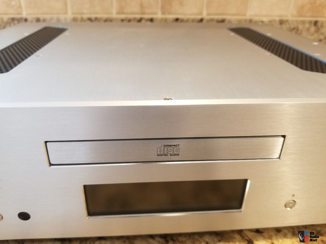 Cambridge Audio Azur 851C Upsampling DAC, CD player and Preamplifier ...
