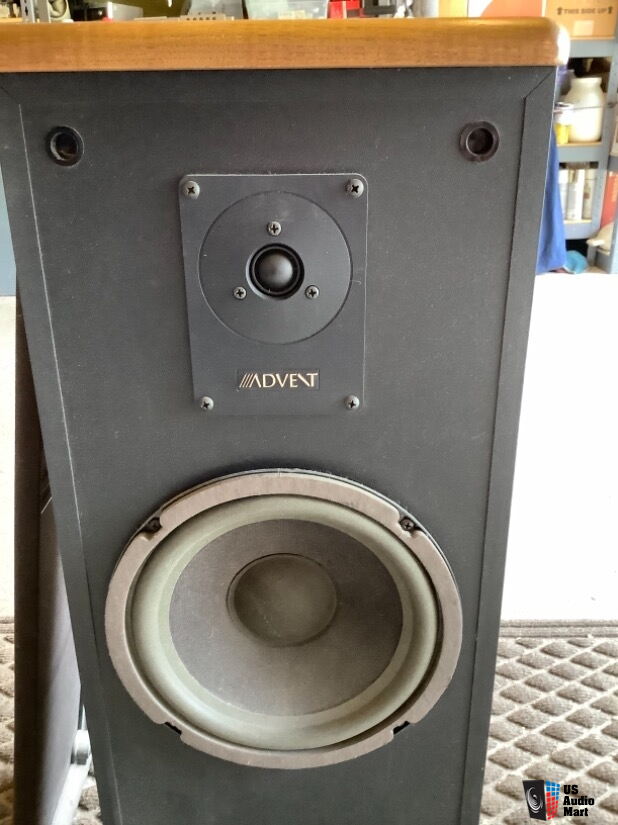Advent Prodigy Tower Speakers Mini Towers Photo #3513730 - US Audio Mart