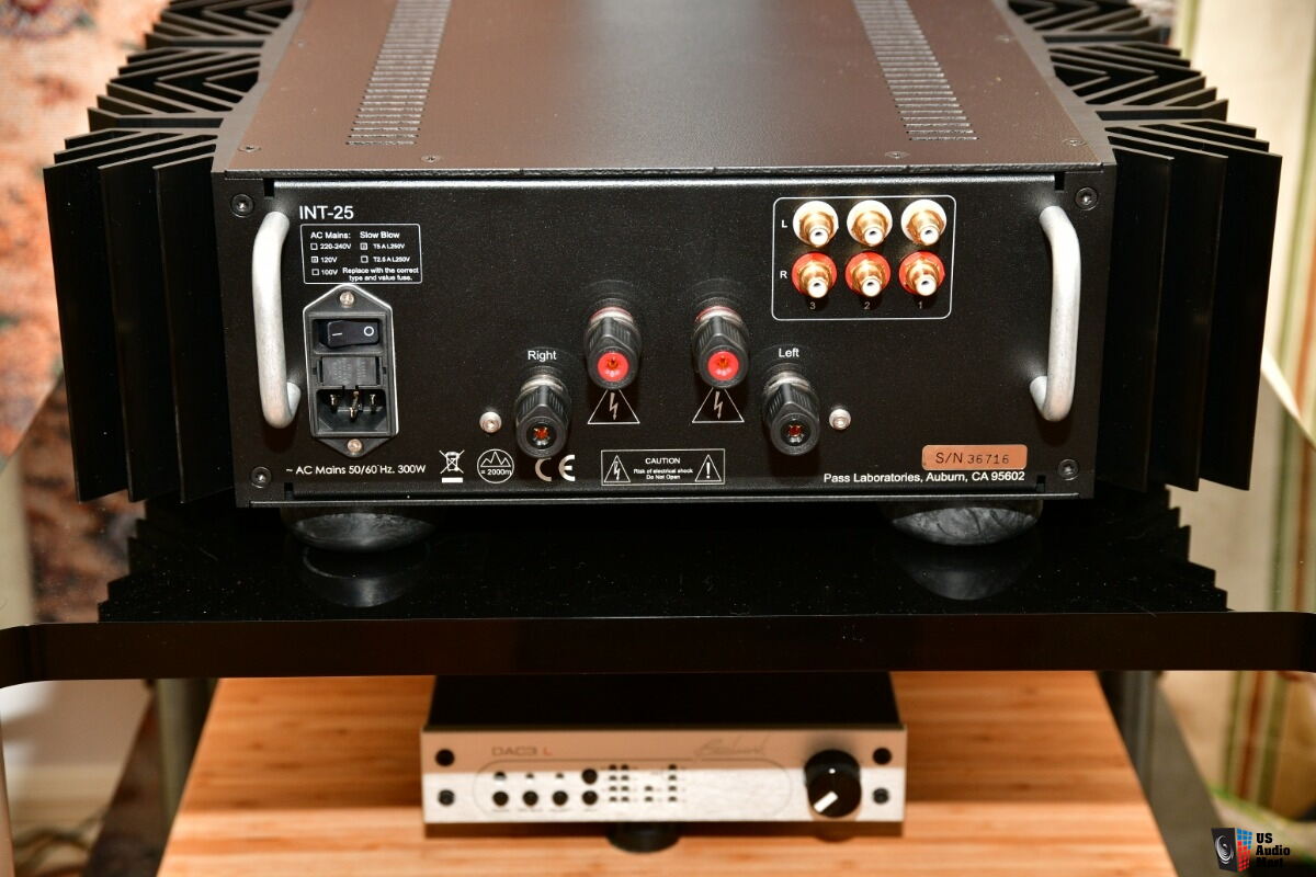 Pass Labs INT-25 Class A Integrated Photo #3515574 - US Audio Mart