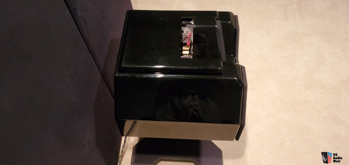 Wilson Audio Watch Center Channel with Stand Photo #3522619 - Canuck ...