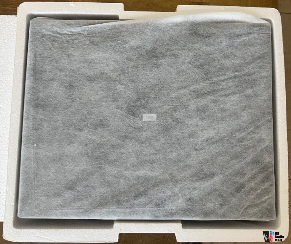 Linn LP 12 Cover Photo #3531255 - US Audio Mart