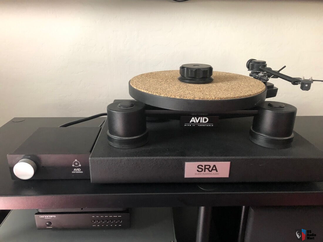 Reduced Again - Avid Diva II with Jelco 250 Arm. Sounds great and great ...