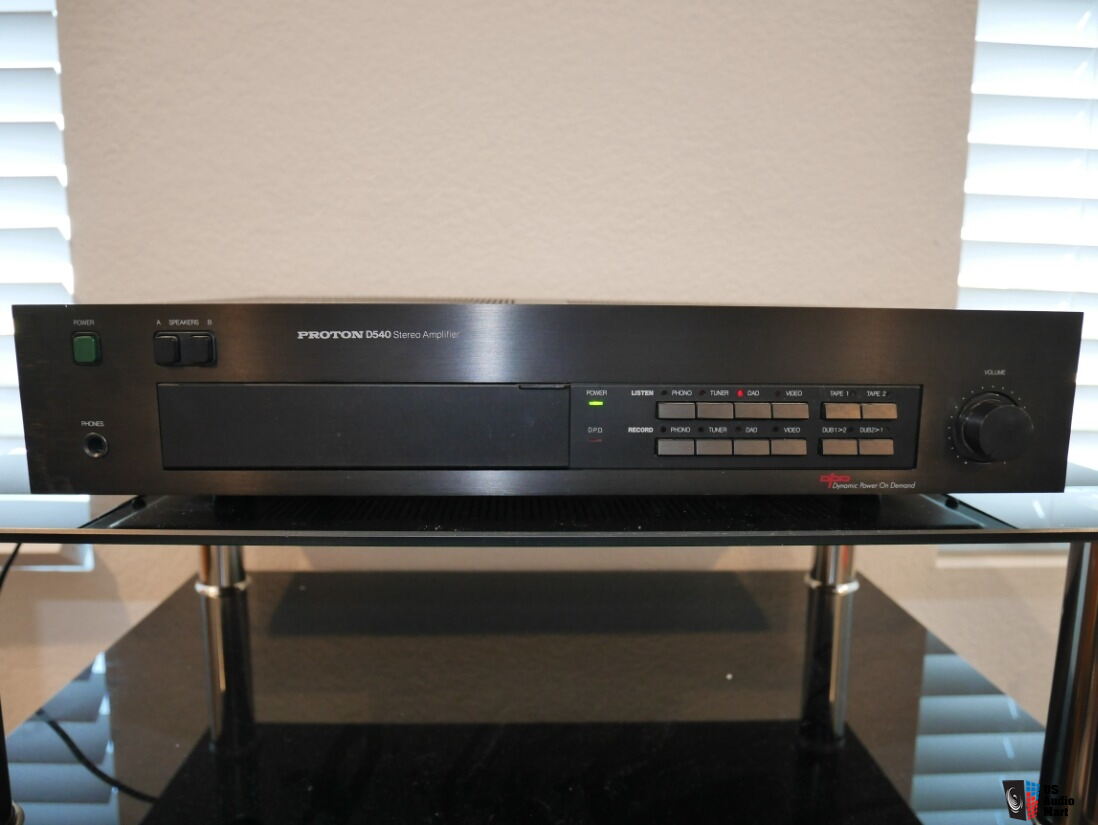 Proton D540 Integrated Amplifier - Dynamic Power on Demand (DPD) - Very ...