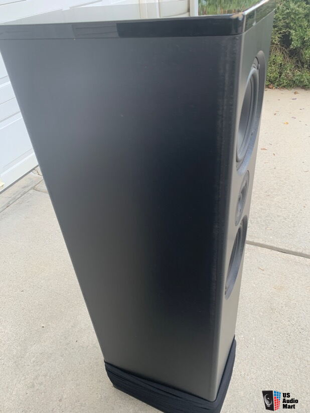 Definitive Technology BP-20 Bi-Polar Super-Tower Speakers Photo ...
