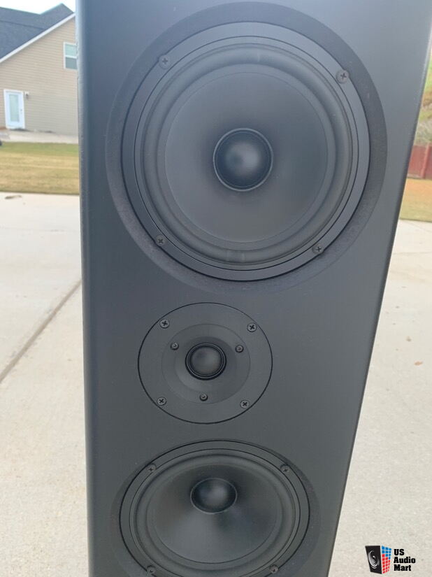 Definitive Technology BP-20 Bi-Polar Super-Tower Speakers Photo ...