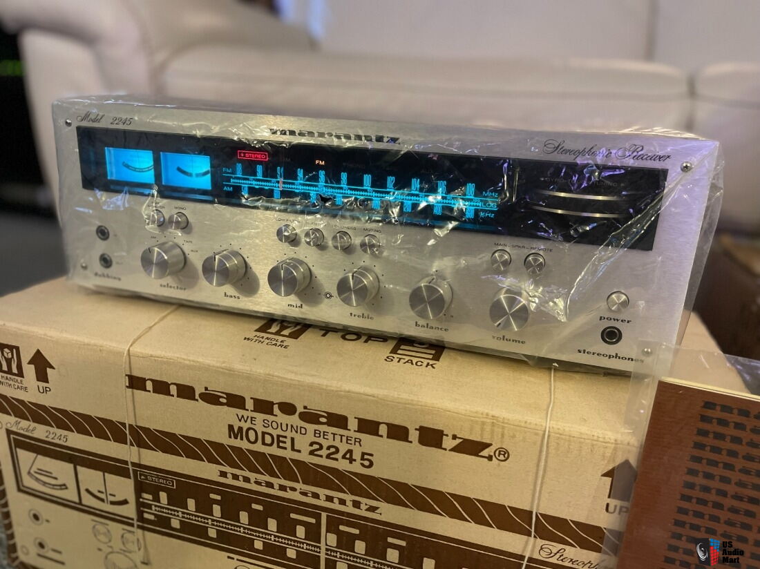 BRAND NEW OLD STOCK ** Vintage Marantz Model 2245 AM/FM Stereo Receiver ...