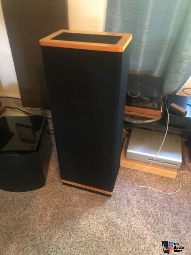 Vandersteen 2ce Signature II speakers with stands For Sale - US Audio Mart