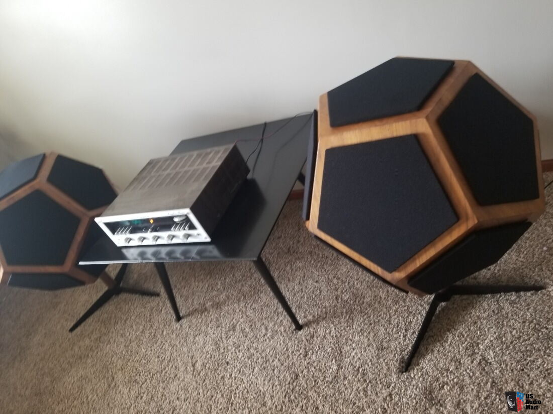 DESIGN ACOUSTICS D-12 Dodecahedron Omni-directional Loudspeakers ...