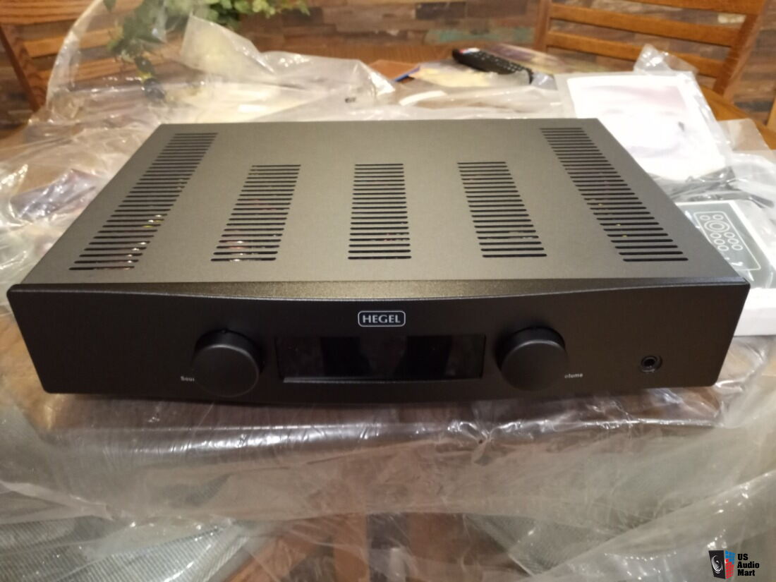 Hegel H95 integrated amplifier *New Open Box Photo #3605690 - US Audio Mart