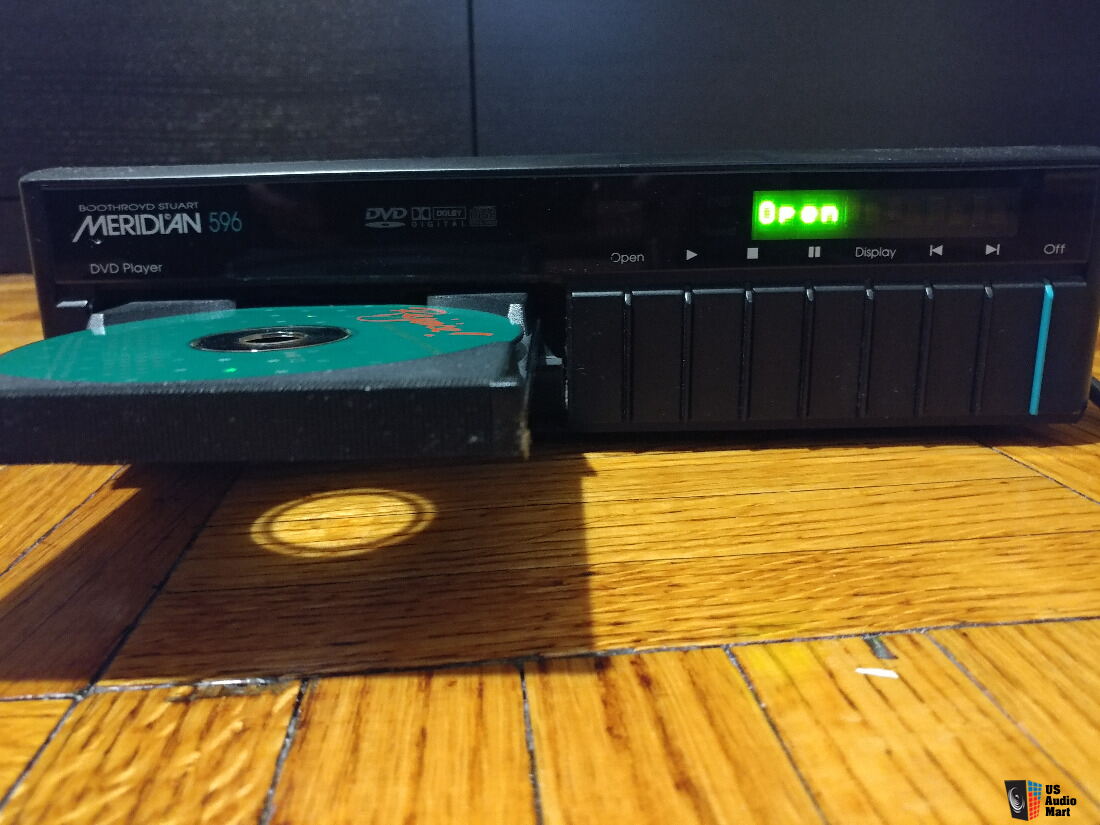 Meridian 596 CD/DVD Player Photo #3606712 - UK Audio Mart