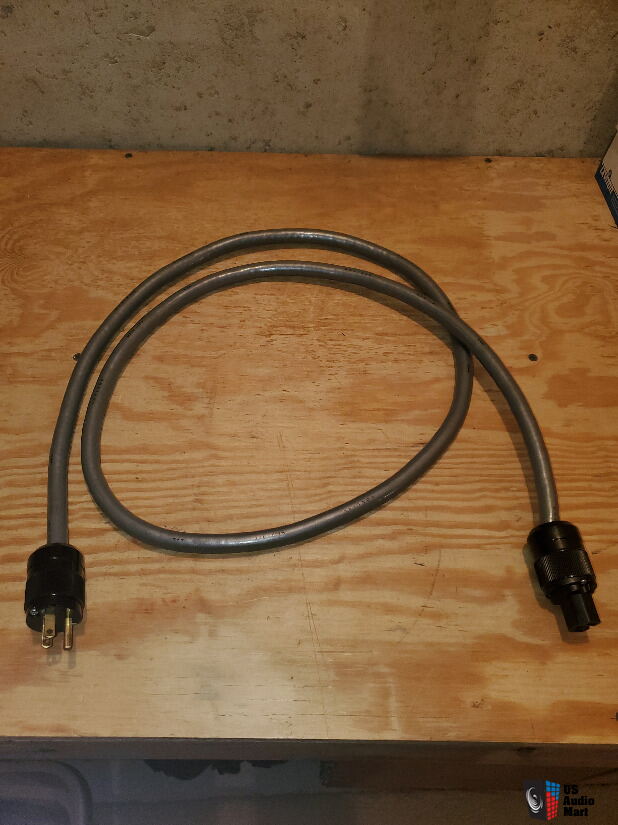 Hovland Main Line power cord 6 ft For Sale - Canuck Audio Mart