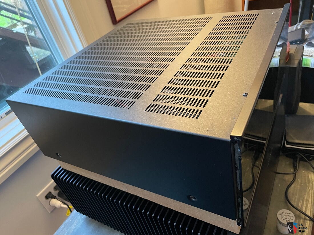 McIntosh MC7106 6 Channel Power Amplifier Photo #3612049 - US Audio Mart