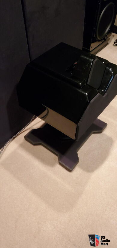 Wilson Audio Watch Center Channel with Stand Photo #3612758 - US Audio Mart