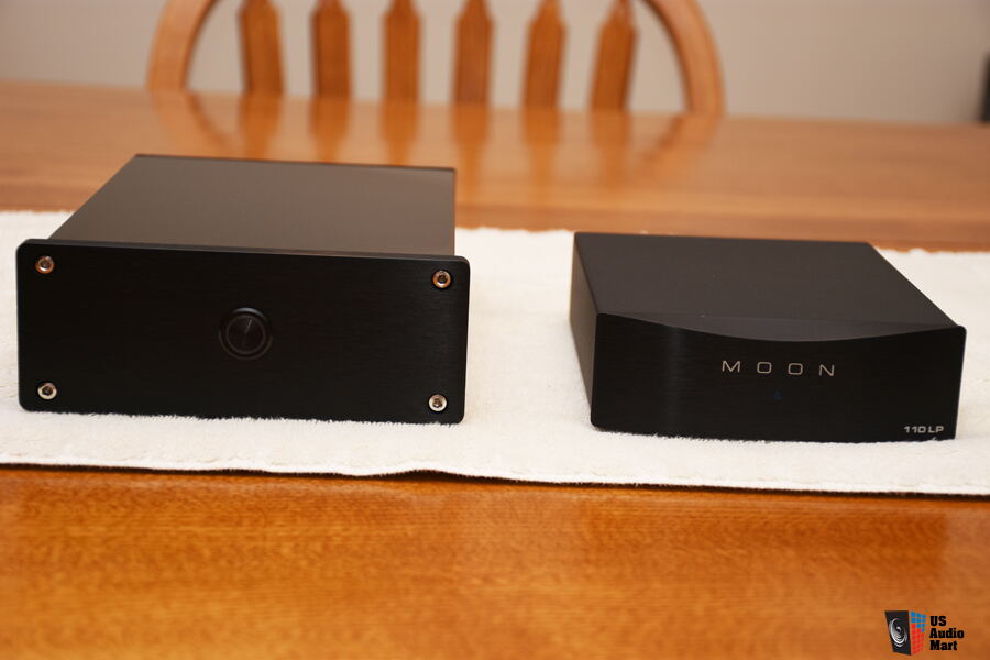 Sim Audio Moon 110LP V2 Phono Pre W/Outboard LPS For Sale - UK Audio Mart