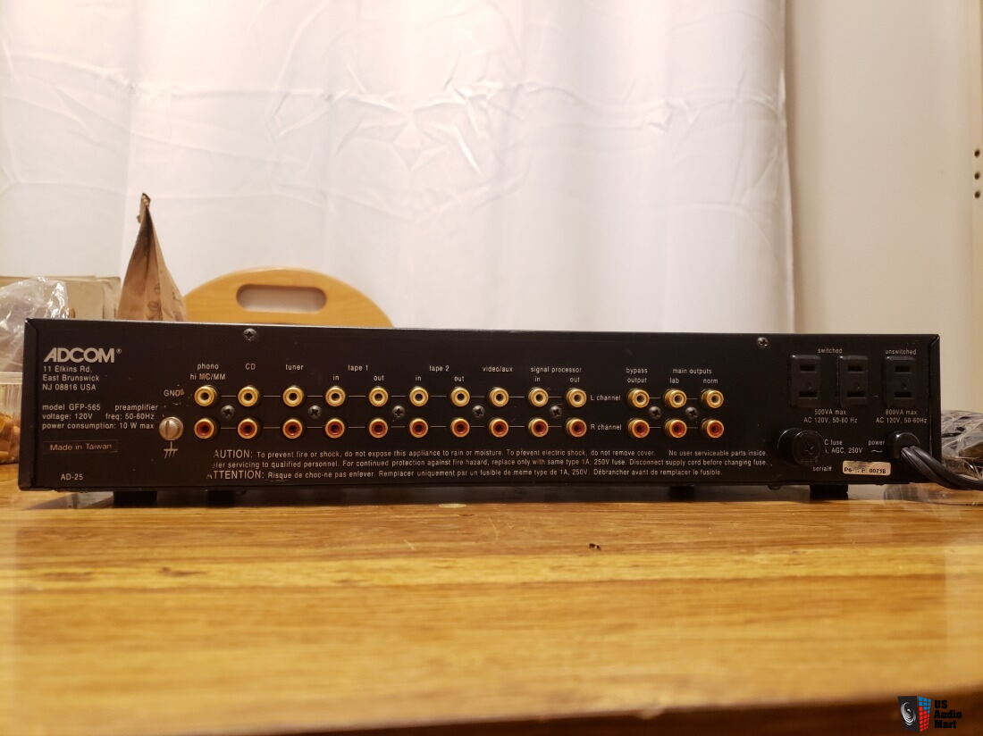 Adcom GFP 565 Preamp Photo #3613764 - US Audio Mart