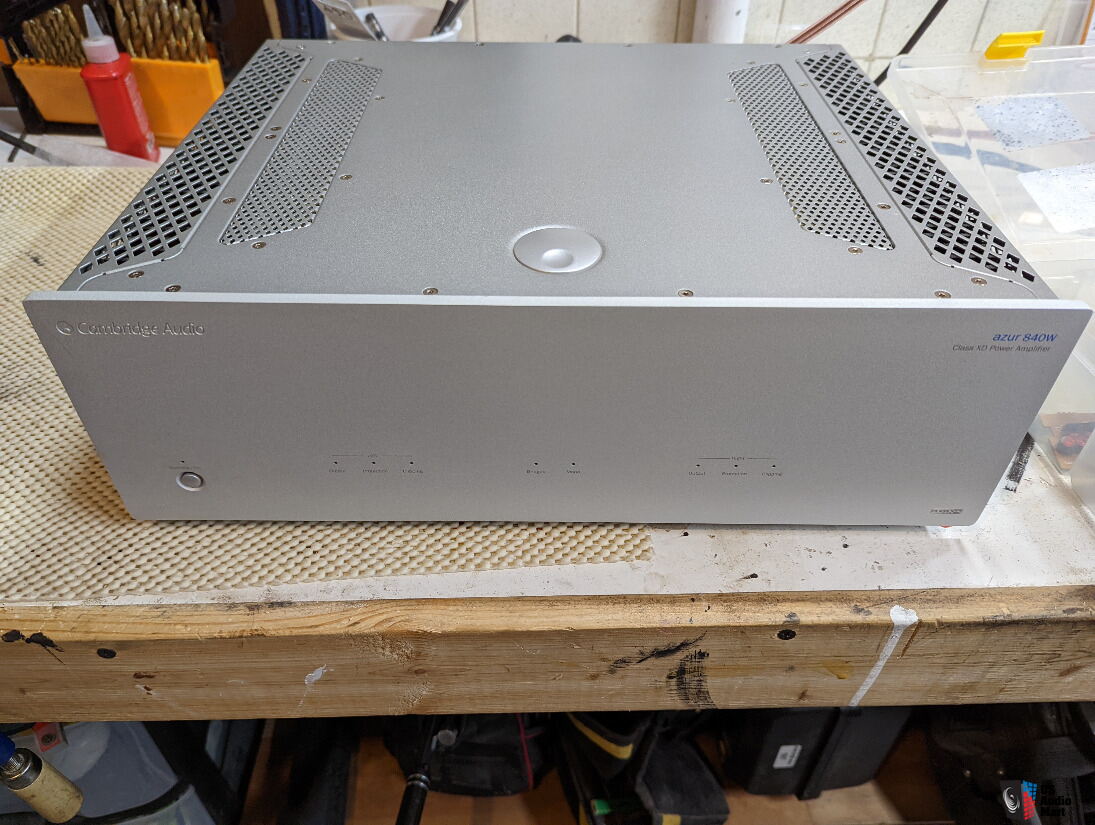 Azur 840w - 200wpc Cambridge Audio Photo #3624540 - US Audio Mart