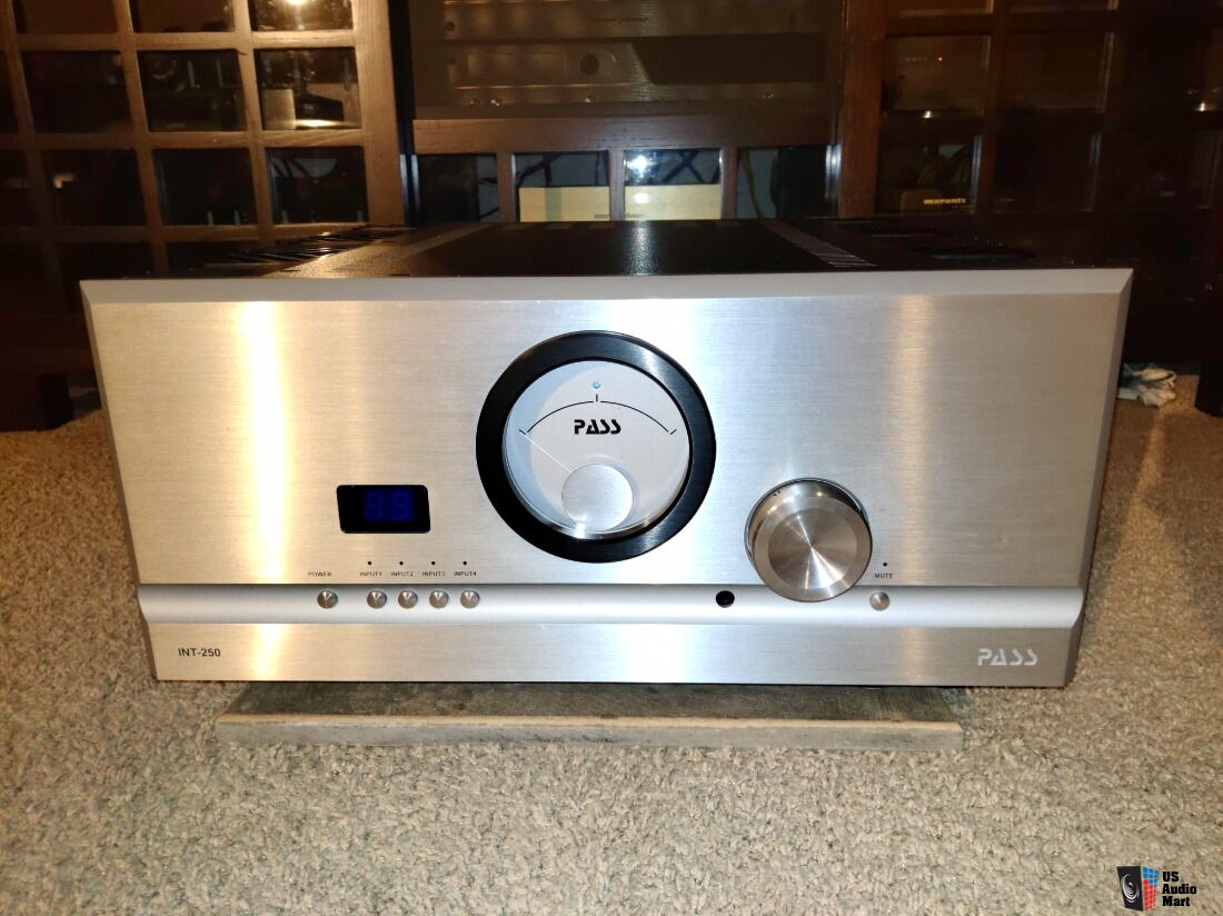 Pass Labs INT-250 Integrated Photo #3618284 - US Audio Mart
