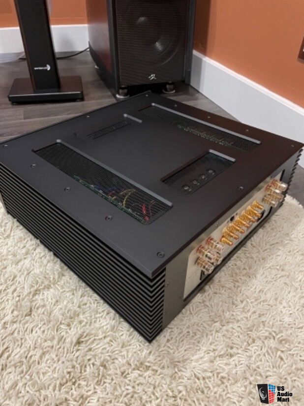 Musical Fidelity NuVista 800 Black Photo #3659420 - US Audio Mart