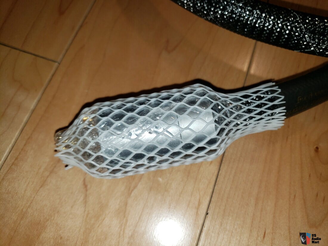 Cerious Technologies 4-foot (1.3M) Graphene Matrix Power Cord Photo ...