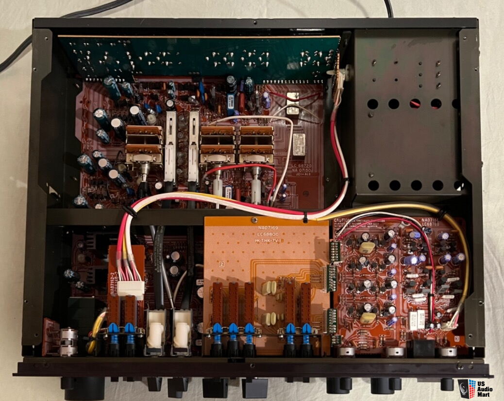 Yamaha C-4 preamp, Natural Sound Stereo Control Amplifier, inspected ...
