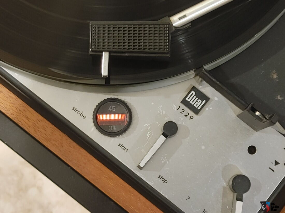 Dual 1229 Turntable refurbished in excellent working condition Photo ...
