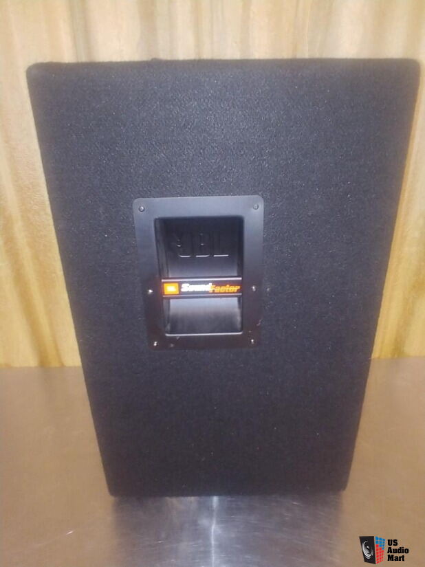 A pair of JBL Sound Factor speakers Model SF-15 Photo #3669391 - US ...