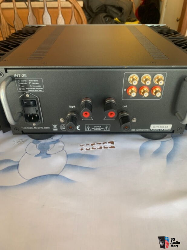 Pass Labs INT 25 Class A Integrated Amp Photo #3670682 - US Audio Mart