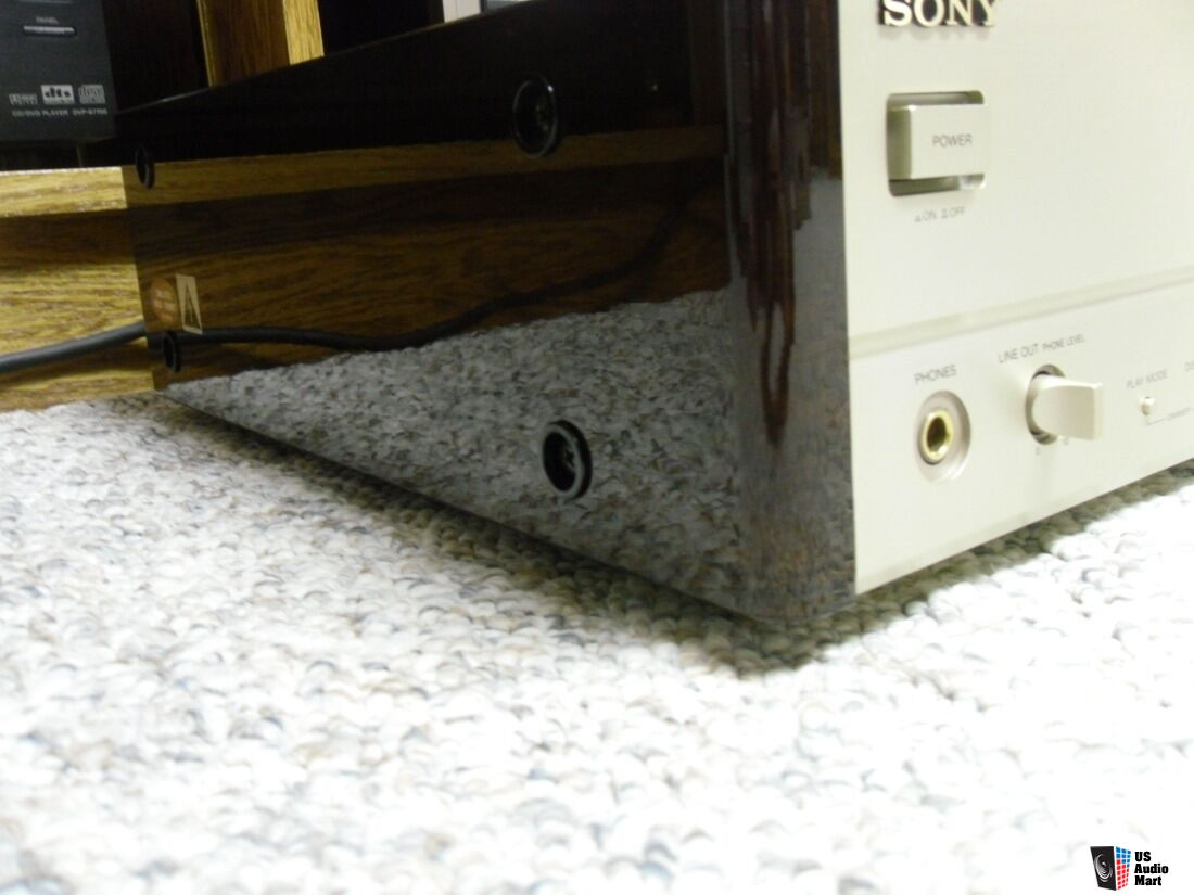 Sony x779ES CD player needs service Photo #3671339 - US Audio Mart