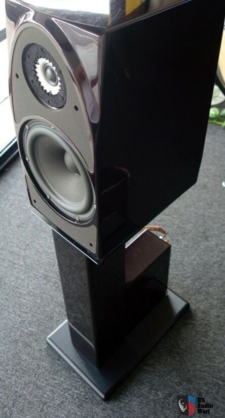 Wilson Audio Duette Series 1 Loudspeakers with stands - Merlot finish ...