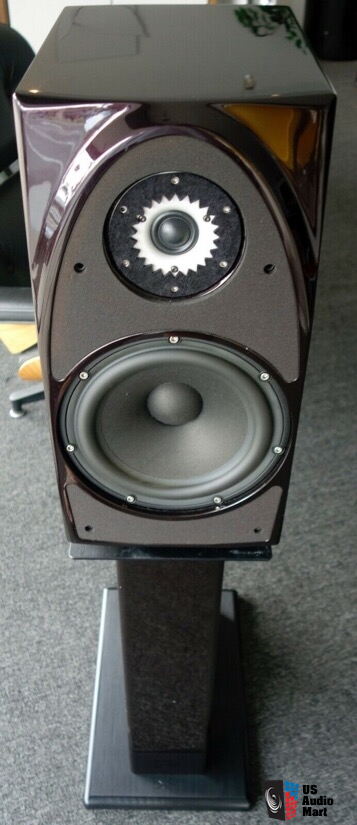 Wilson Audio Duette Series 1 Loudspeakers with stands - Merlot finish ...