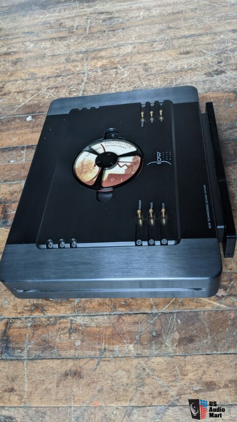 Bow Technologies ZZ-8 CD Player Photo #3672334 - US Audio Mart