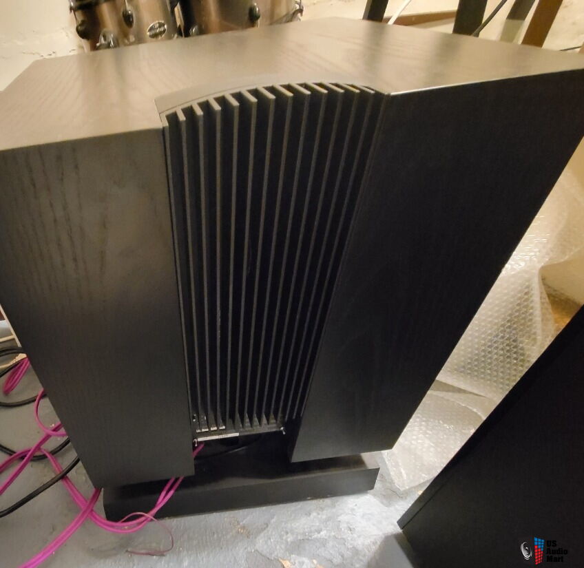 Linn melodik isobarik subwoofer Photo #3675157 - US Audio Mart
