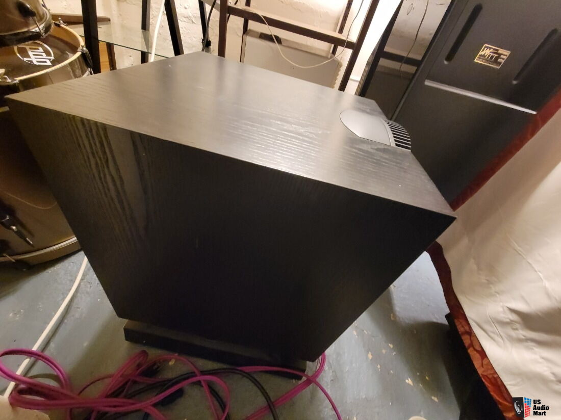 Linn melodik isobarik subwoofer Photo #3675157 - US Audio Mart