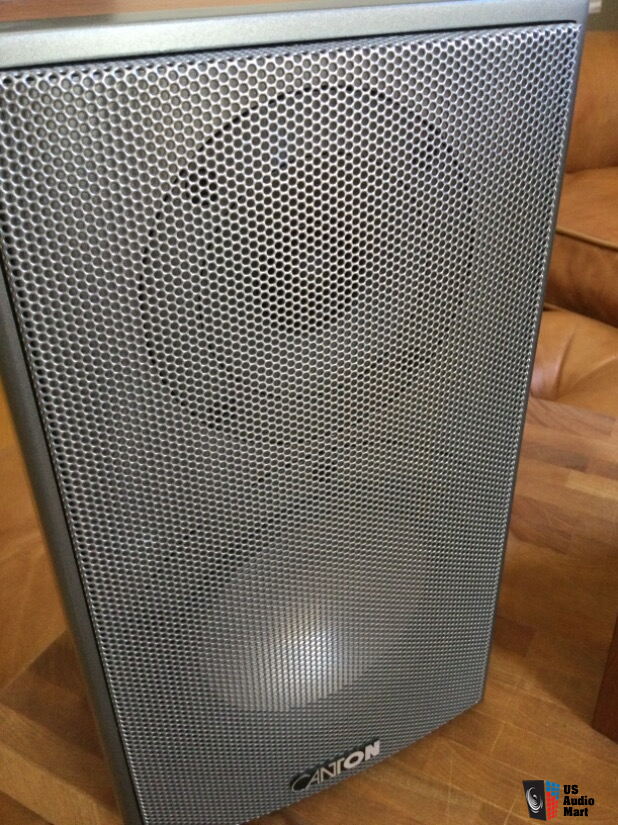 Canton GLE 401 on wall or bookshelf Photo #3684875 - US Audio Mart