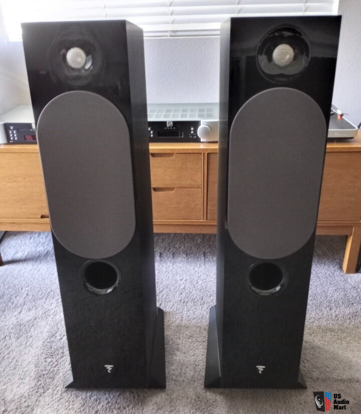 Focal Chora 816 Floorstanding speakers black Mint condition, boxes ...
