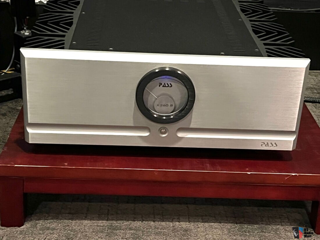 PASS LABS 260.8 Monoblock's 500W @ 4 ohm REDUCED! Photo #3697850 - UK ...