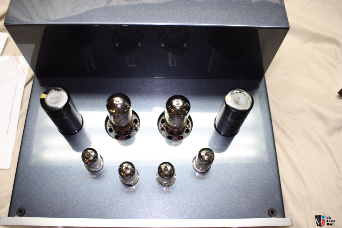 PRIMA LUNA Prologue Premium Preamplifier Photo #3708256 - US Audio Mart