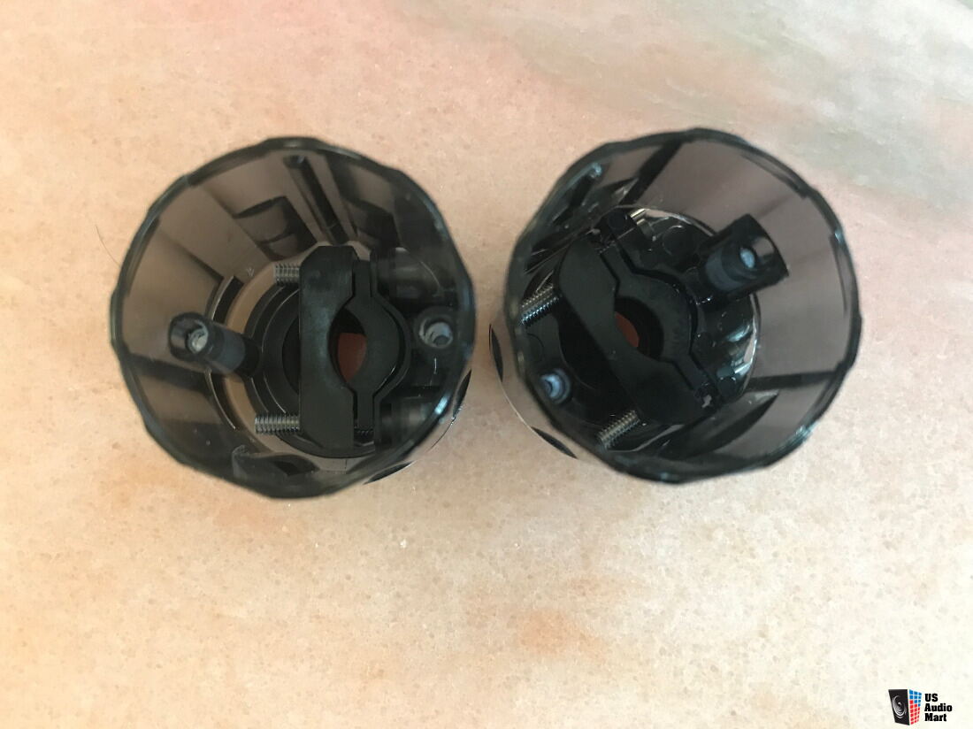 Oyaide AC Power Connectors, P-004 Plug and C-004 IEC, Palladium over ...