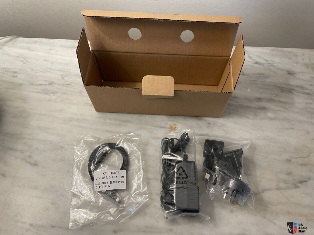 ELAC Discovery Connect DS-C101W-G Photo #3716366 - UK Audio Mart