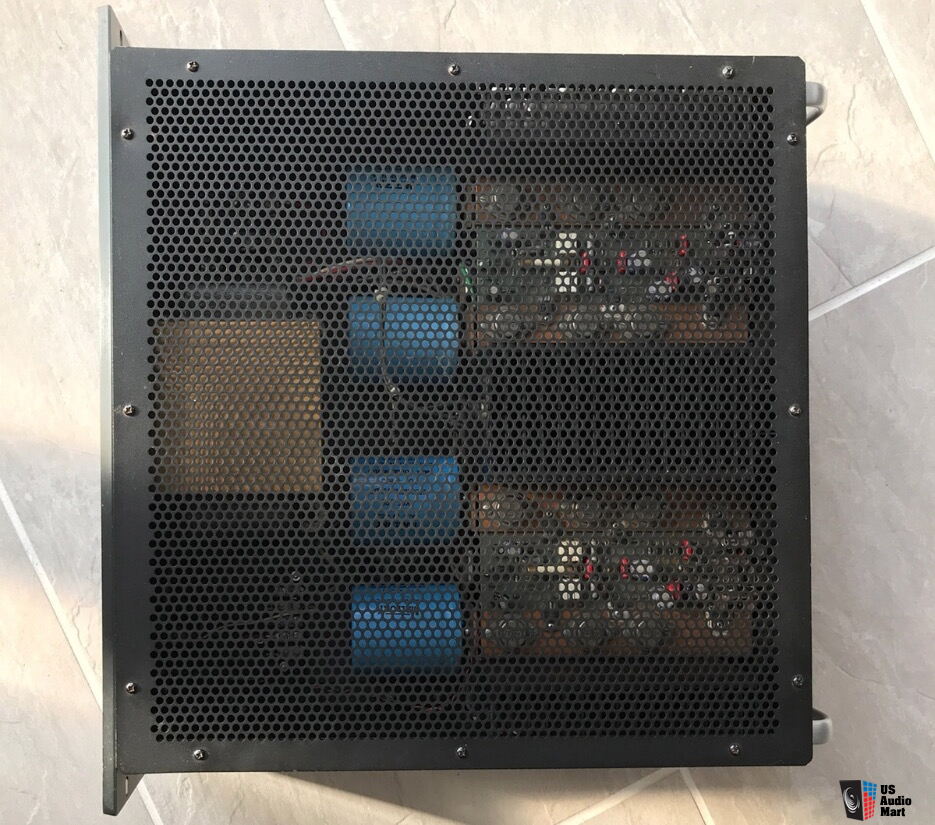PS Audio 200CX 200 Watt amplifier