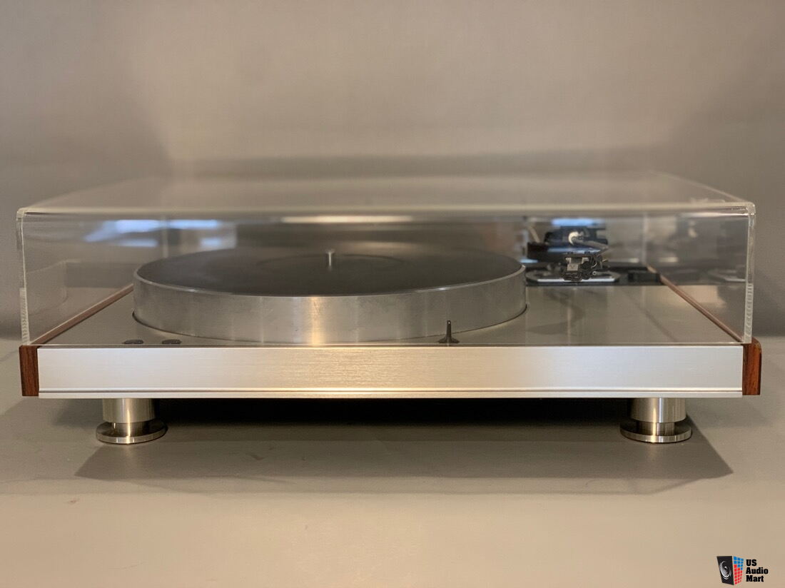 Stunningly elegant Luxman professional turntable model PD-441, with SME ...