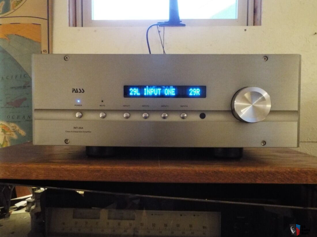 Pass Labs int-30a Photo #3752112 - US Audio Mart