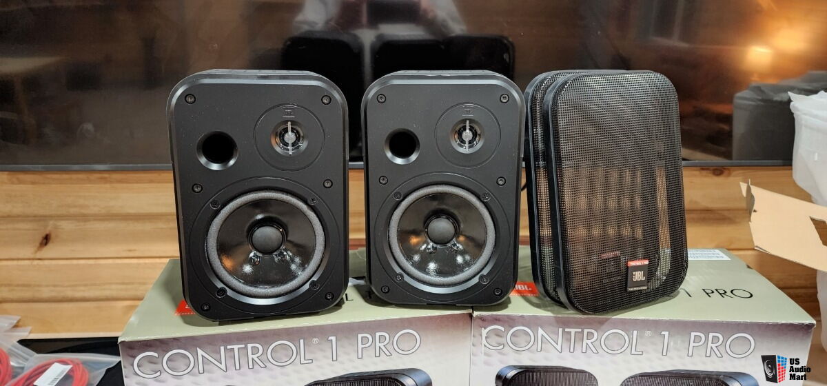 JBL Control 1 Bookshelf Speakers Photo #3765877 - UK Audio Mart
