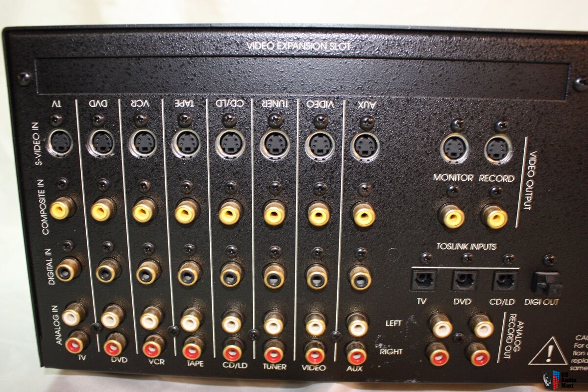 Aragon Mondial Soundstage preamp/processor Photo #3785006 - US Audio Mart