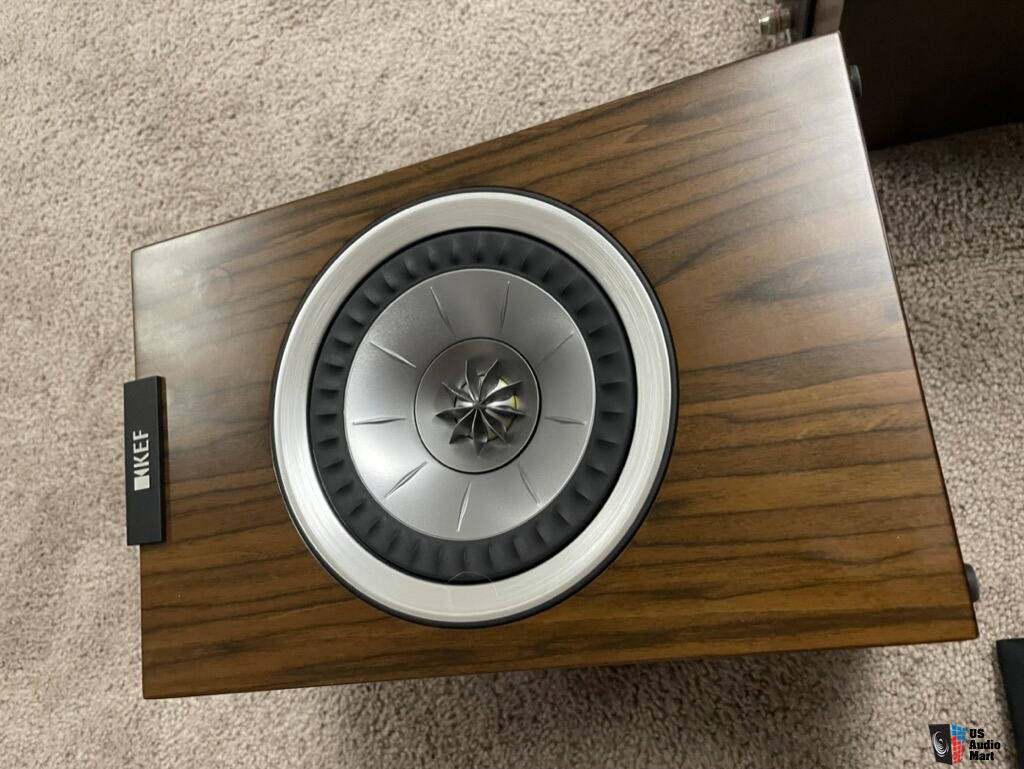 KEF R100, Walnut, pair Photo #3790098 - US Audio Mart