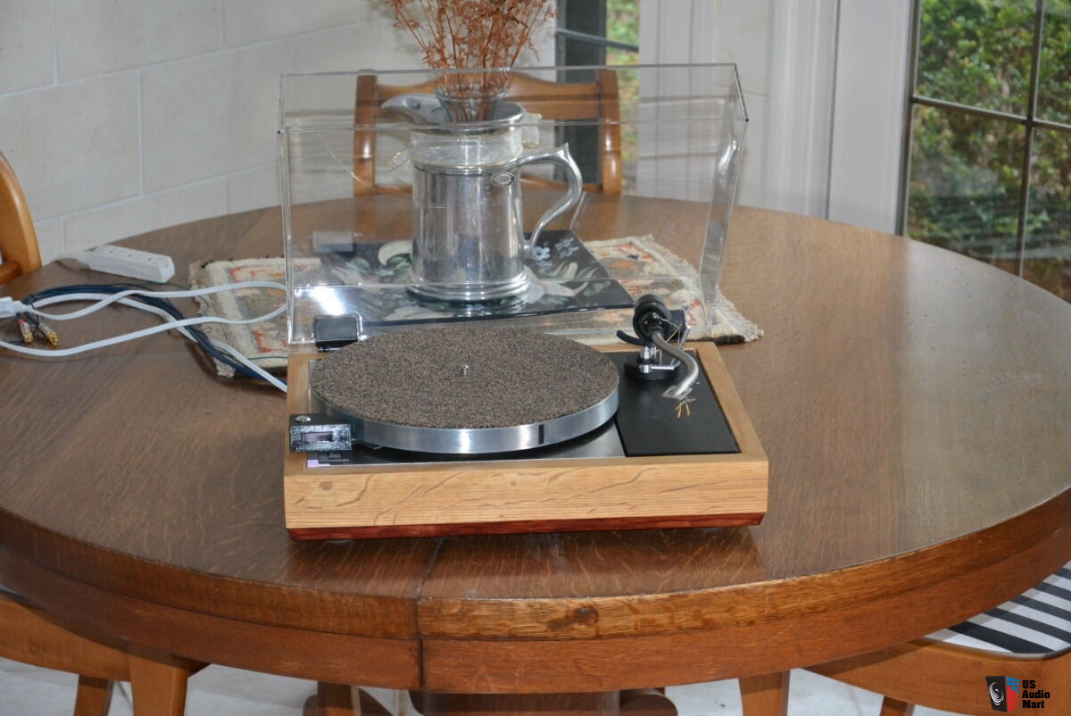 Upgraded LINN LP-12 with Custom Plinth and Alphason Design XENON MCS ...