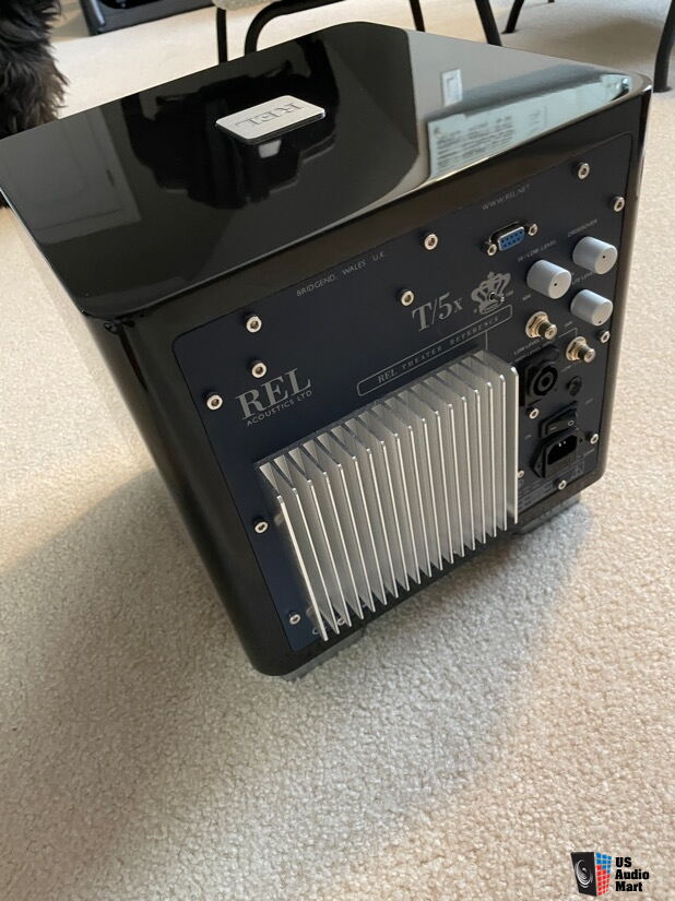 REL T5X Like New w/Arrow Wireless-Free shipping For Sale - US Audio Mart